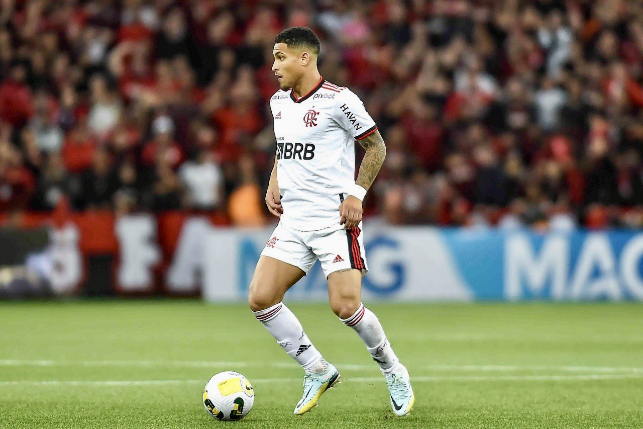 João Gomes não se intimida e se rende ao talento de titular do Palmeiras: "Que honra" - NossoFla