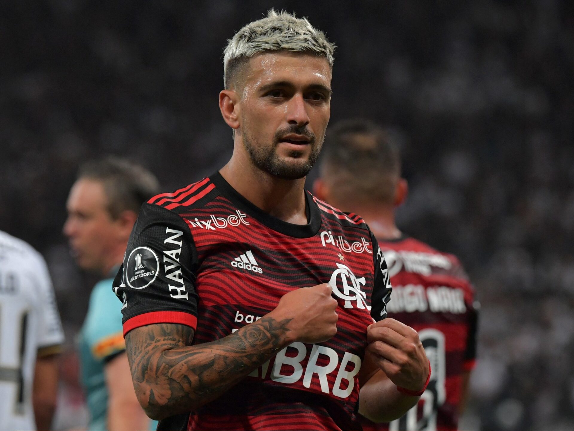 URGENTE: DM do Flamengo bate o martelo e define se Arrascaeta joga ou não contra o Vélez; saiba ...